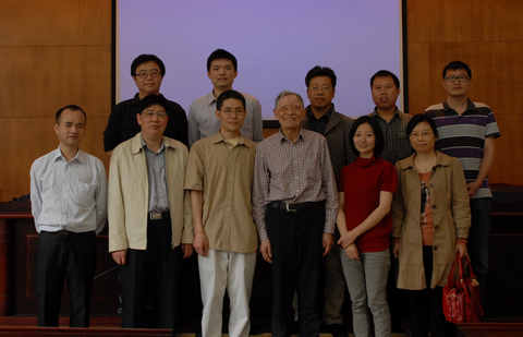 Purdue University (USA)的Chengde Mao教授应邀来我实验室做学术讲座-化学生物传感全国重点实验室